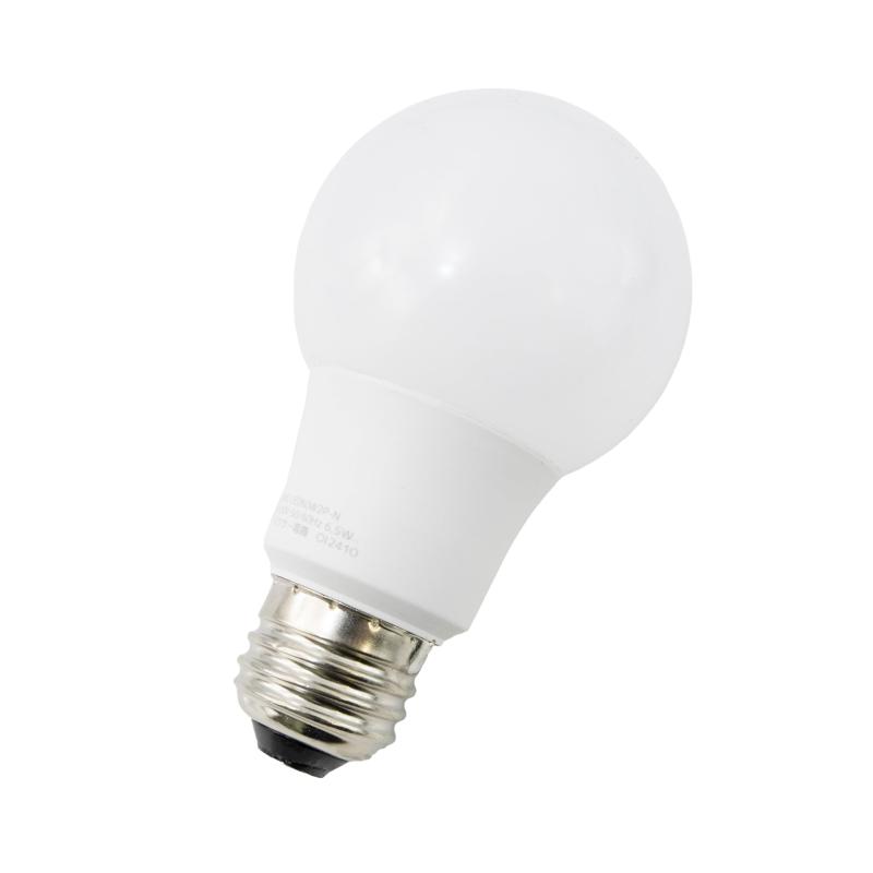 マクサー電機 LED電球 2個入 口金 E26 直径60mm 一般電球タイプ特徴：少ない消費電力で明るい光。リビング、廊下、寝室などに。一般電球の代わりとしてお使い頂けます。サイズ：直径60mm　全長110mm　重量：約35g 口金サイズ：...