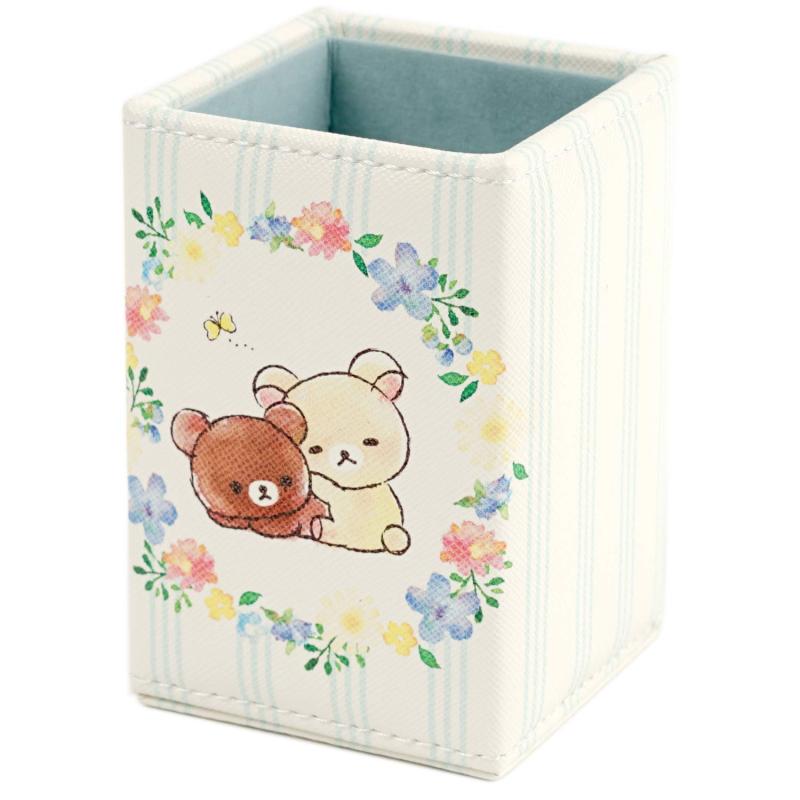 パール メガネスタンド リラックマ ひとやすみ本体サイズ:(約)高さ10.0×幅6.6×奥行き6.6cm内寸サイズ:(約)高さ9.3×幅5.4×奥行き5.4cm本体重量:(約)84g材質:合板、合皮