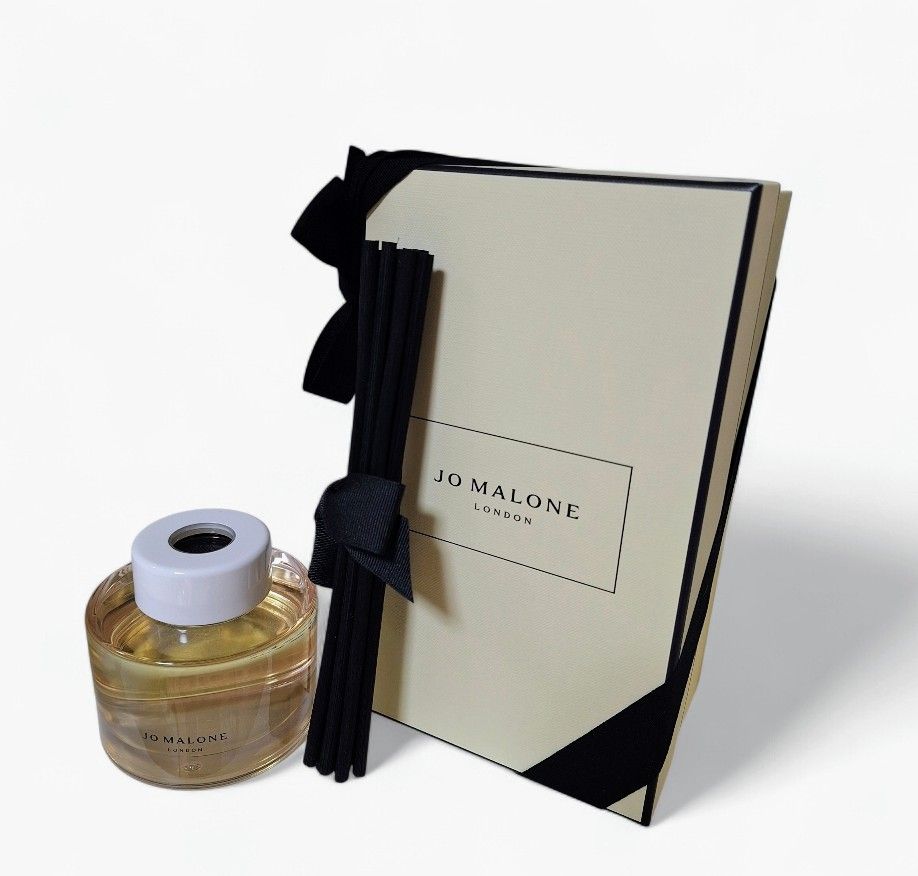 商品詳細 商品 JO MALONE ディフューザー 内容量 165ml 原産国 UK 区分 home fragrance 広告文責 キーリン 東昇商事 　06-6389-8289（連絡先電話番号）コロン、ヘアミスト、ディフューザーのグラデー...