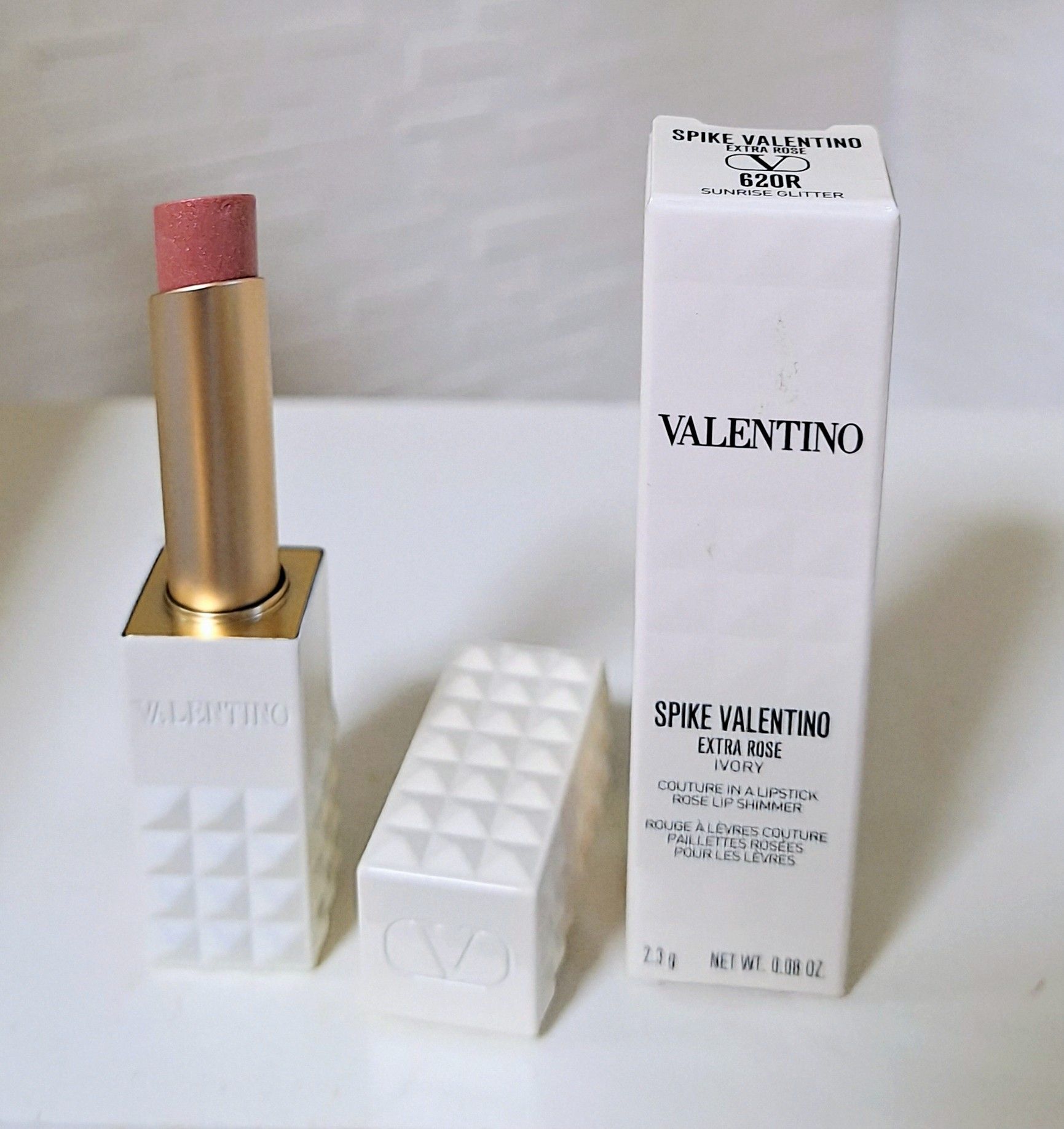 商品詳細 商品 ヴァレンティノ lip 内容量 1pc 区分 広告文責 キーリン 東昇商事 06-6389-8289（連絡先電話番号）アイボリーコレクション2025 スパイクヴァレンティノ