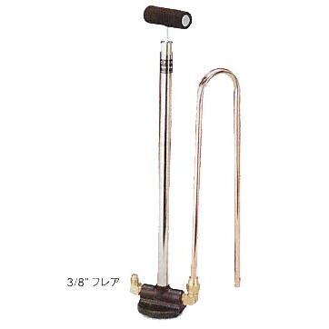 ●圧縮機のオイルの補充に。 ●システムに圧力があるときも使用可能。 コード? Y77930 吐出量 112mL/回 最高吐出圧力 1.7MPa ネジサイズ(吐出量) 3/8"フレア