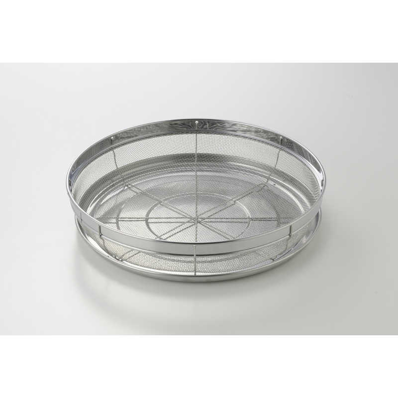 【商品解説】トレーが付いているから水切りも安心。ステンレス製でお手入れも簡単です。【スペック】●型式：SH6526（SH6526）●JANコード：4979487765268仕様1：本体サイズ（幅×高さ×奥行）mm：ザル/径31.0cm×全高...