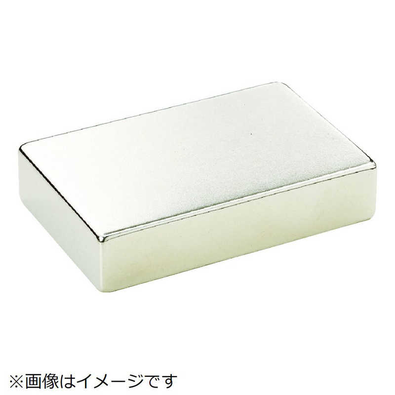 【商品解説】●磁石の中で最強の磁場をもつネオジム磁石です。【用途】・センサーやモーター部品として。【仕様】表面磁束密度（T）：0．14、厚み（mm）：1．0、幅（mm）：5．0、長さ（mm）：10．0、吸着力（N）：3．43、質量（g）：4...