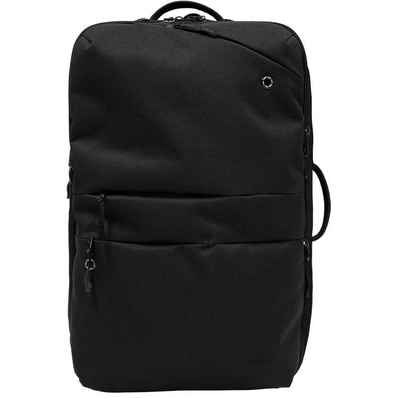 【商品解説】ミニマルなデザインに高スペックの機能を。日常必需品をわかりやすく仕分けて収納できる外部のポケット。背面側の拡張機能は全開することでマチを+6cmでき、旅行先で増えた荷物にも完璧に対応。サイズ幅（cm） 28高さ（cm） 45マチ...