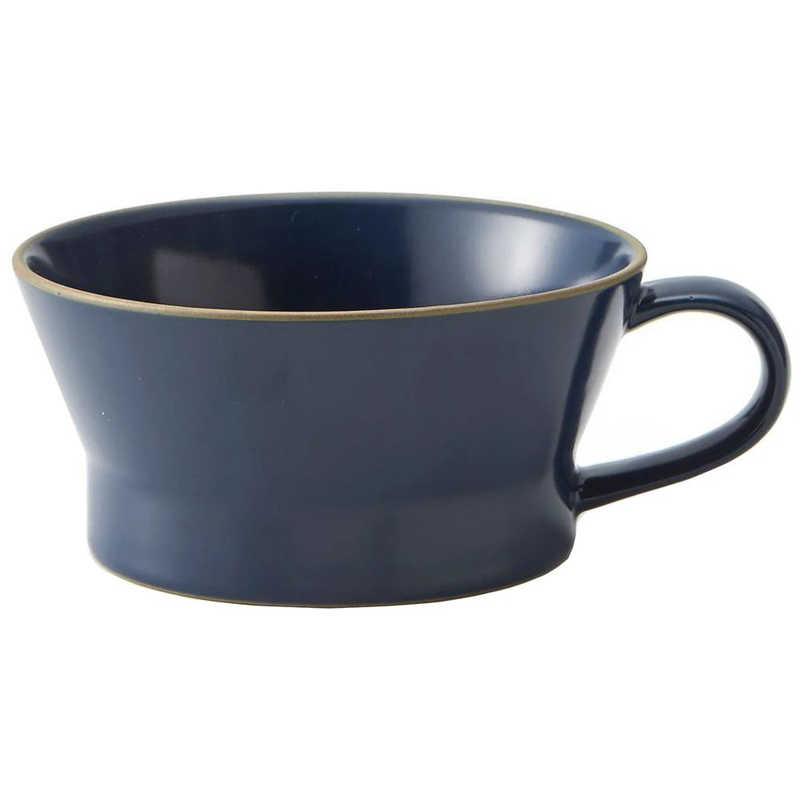 【商品解説】あえて艶を抑えたマットな光沢と、エッジに効かせたラインが印象的。落ち着きすぎない大人のベーシックカラーで、洗練された大人の上質を感じさせてくれます。商品サイズ： 幅12.3×高さ15.3×高さ6cm容量： 350ml材質： 陶器...