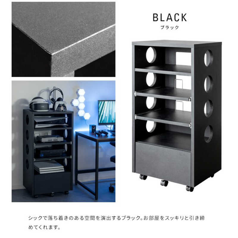 【商品解説】ゲーム機やコントローラー、ソフトや周辺機器をまとめて収納できる便利なデザイナーズゲームラック『REGABO(レガボ)』。PS5など据置型ゲーム機が収納できる棚は真ん中2段がスライド引き出しになっておりレトロゲームのソフトのセット...