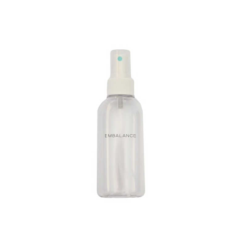 【商品解説】●鮮度を長く保てるスプレーボトル（100ml）です。●スプレー式なので、醤油や油は、広くまんべんなくかけられます。●調味料以外にも、化粧水や消臭剤・観葉植物の水やりと、さまざまな日常生活の場面で使用できます●エンバランス加工は、...