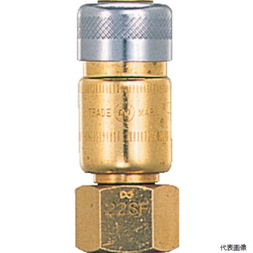 【特長】 ●誤接続防止のため酸素用・燃料ガス用ではめ合いサイズが異なります。 【用途】 ●容器取付用 【仕様】 ●品名：酸素用ソケット ●適合流体：酸素 ●接続サイズ：M16×1.5 ●最高使用圧力(MPa)：0.7 ●耐圧力(MPa)：1...