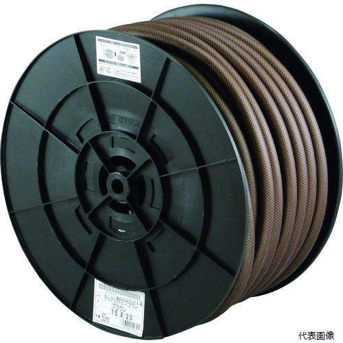 【特長】 ●レトロ調カラーの落ち着いたブラウンカラーホースです。 ●ホース表面に特殊表面処理を施していますので、ホースがベトつきません。 ●糸入りホースの為、ノズル使用に最適です。 ●中黒ホースなので紫外線をカットし、藻の発生を抑えノズルの...