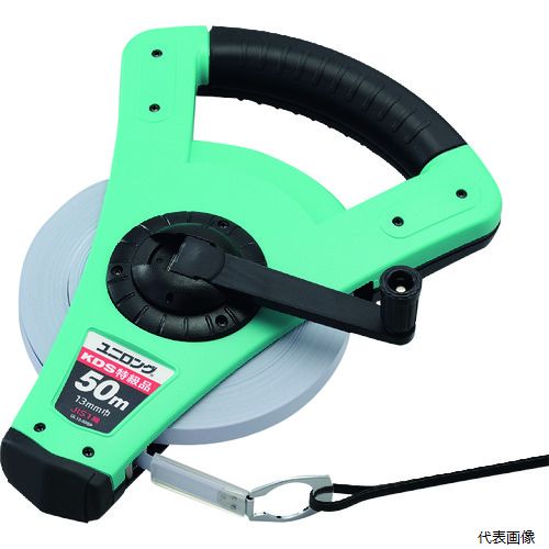 【特長】 ●高精度：50m±1.0mm以内、KDS独自規格の特級品です。 ●社内検査証付です。 ●故障の少ない標準ハンドル仕様です。 【用途】 ●社内校正用標準器に。 ●精度を求める測定に。 【仕様】 ●テープ長さ(m)：50 ●テープ幅(...