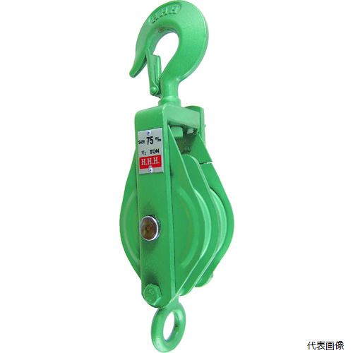【特長】 ●側板が開くのでロープの途中からでも装着が可能です。 【用途】 ●ロープを通し、荷物などの吊り上げや引っ張り作業。 ●基本使用荷重(t)：0.5 ●最大使用ロープ径(mm)：10 ●車数：2 ●車径(mm)：75 ●寸法(mm)A...