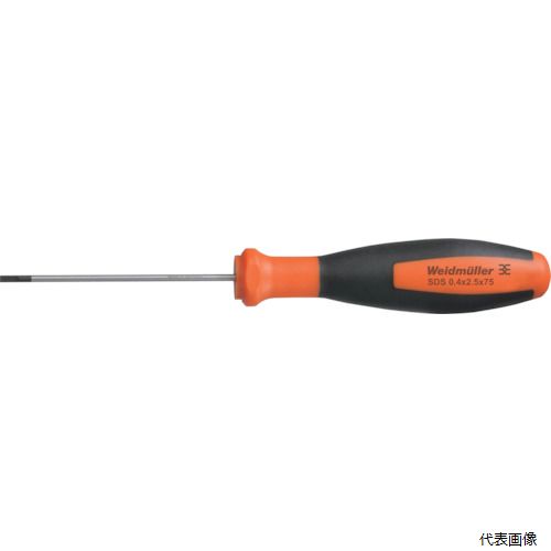 【特長】 ●標準的なストレートタイプのドライバーです。 ●握りやすく、疲れにくい独自のSoftFinish［［R上］］グリップは、効率的にトルクを伝達し、快適な作業を提供します。 ●クロムバナジウムモリブデン鋼に独自の加工を加えた先端は硬質...