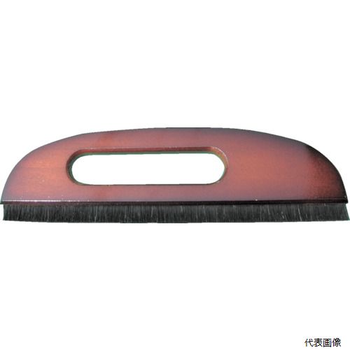 【特長】 ●柄は茶色塗装です。 ●手が疲れにくい穴あきタイプです。 【用途】 ●クロス張りの空気抜きに。 【仕様】 ●全長(mm)：270 ●刷毛幅(mm)：270 ●毛丈(mm)：13 ●毛は腰の強い豚毛を使用 【材質／仕上】 ●毛：豚毛...