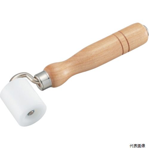 【特長】 ●さびない高級ベアリングを使用し、耐久性に優れ、大変スムーズに回ります。 ●後部に突起物が叩けるよう金具が付けてあります。 ●幅の広い物を転圧する際に便利です。 【用途】 ●ビニールクロスや腰の強い壁紙に。 ●壁紙クロスのジョイン...