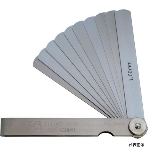 【特長】 ●防錆剤に油を使用していないため、軽く拭き取ってご使用になれます。 ●測定器では測りづらい二平面間の微細な隙間に差し込むことにより正確に検査できます。自動車や発動機関のピストンやシリンダ部の間隔測定に必要不可欠な測定具です。 ●複...