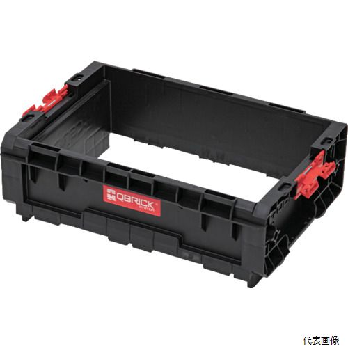 【特長】 ●両サイドのバックルにより“QBRICK　PRO”シリーズの全商品と連結可能です。 ●外寸間口450mmとコンパクトサイズで保管運搬しやすいです。 ●ボディはポリアミド樹脂製で耐久性が高いです。 ●SKRQPROB1302CZAP...