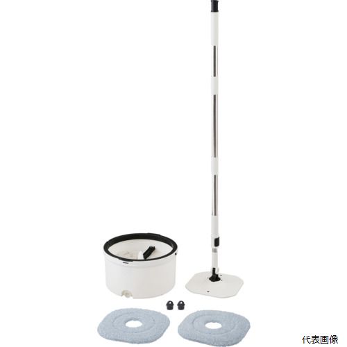 【特長】 ●汚水分離式で常にキレイな水で洗浄できる家庭用の回転モップです。 ●キレイな水と汚れた水が溜まるタンクが分かれています。 ●モップを回転させるとキレイな水のタンクから水が遠心力で汲みあがりモップを洗浄します。 ●バケツ内のブラシに...
