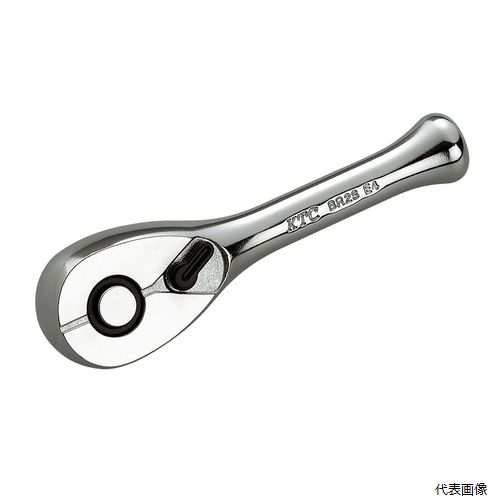 【特長】 ●ショートタイプです。 【仕様】 ●差込角(sq.)：6.3 ●タイプ：小判形 ●送り角度(°)：10 ●直径(B；mm)：22 ●ヘッド厚さ(T；mm)：10 ●全長(L；mm)：80 ●重量(g)：90 ●ギア数：36 ●補修...