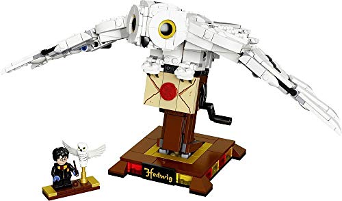 ヘドウィグ(TM)-/-/75979・パッケージ個数:1・ハリー・ポッターファンが夢中になるコレクターセットです。みんなが大好きなヘドウィグが迫力のサイズで再現され、リアルなディテールの数々と、上下にゆったりと優雅に動く翼を備えています。・...