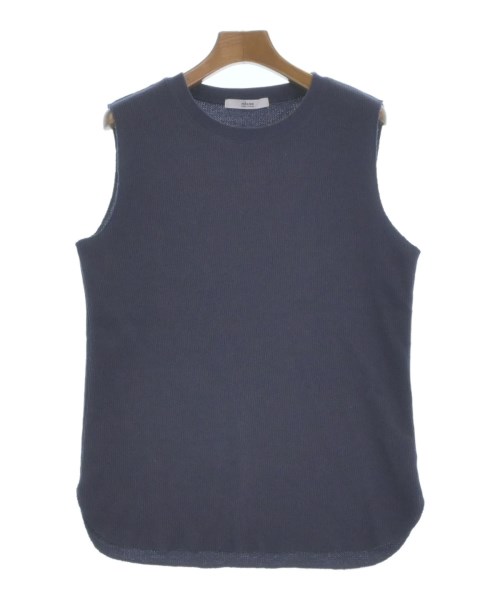 タイプ レディース 商品番号 2200451495129r20240717 コンディション ランク： B カラー 紺 サイズ F 実寸(cm) 身幅:44cm,肩幅:37.5cm,着丈:64cm 素材 綿50%、ポリエステル50%、(リブ)...