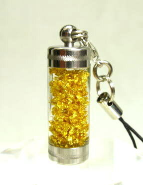 純金箔がぎっしり詰まった 金運・財運上昇ボトル（携帯ストラップ用） 原材料：純金箔（純金95.06% 純銀4.93%） レジン(クリア樹脂)・筒部：アクリル　クリア ボトルキャップ：ハイグレードステンレス (JIS規格18-8-S) サイズ...