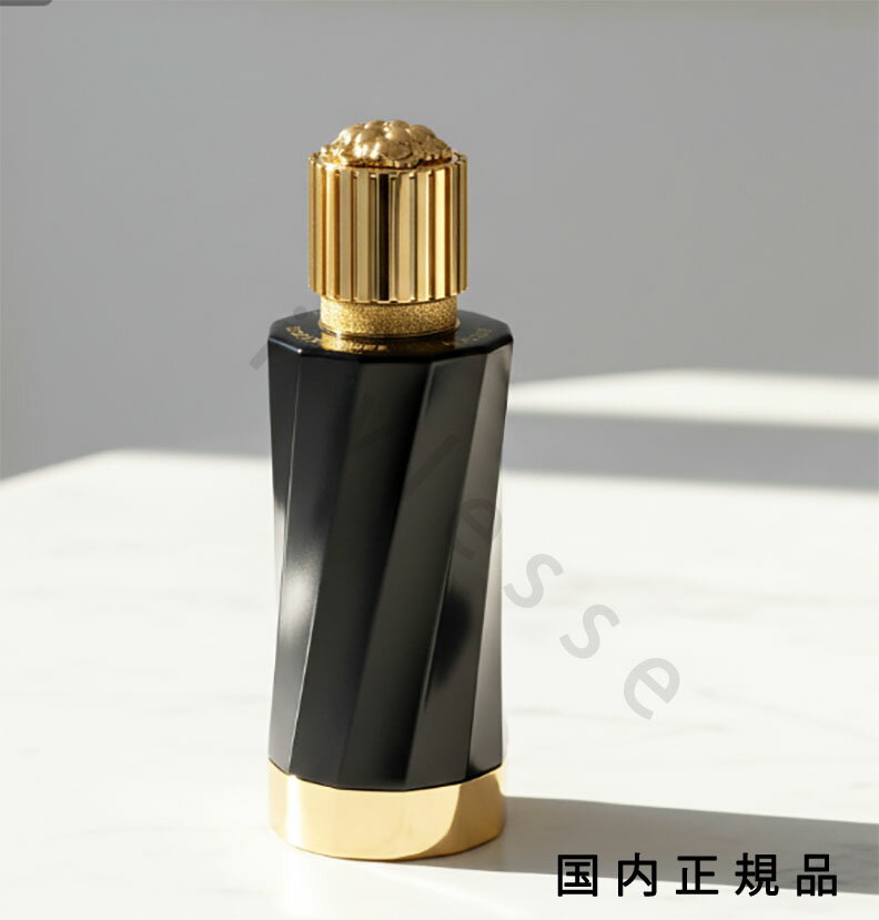 メ—カー VERSACE 商品名 ローズ フランボヤンテ 内容量 100mL 商品説明 ローズ フランボヤンテは、時代を超えたエレガンス、優しさ、堅固な志が感じられるフローラル フレグランス。フローラル ノートとスパイスのタッチを組み合わせ...