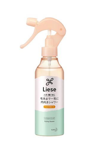 内容量:200ml いうこときかないハネた髪に ドライヤーで根元からわさわさ乾かすだけで、ハネやクセをほぐすヒートスタイリング処方 地肌につくのを気にせず使える 気分かろやかフルーティフローラルの香り