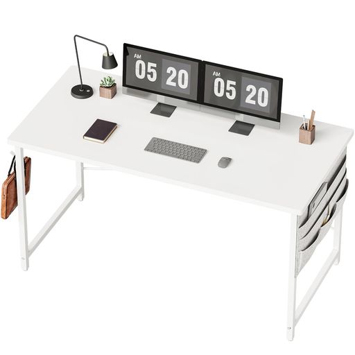 【注意】テーブルの角には保護装置がありますので、設置時には保護装置を外してください。【大きな作業と収納スペース】机の上は大きいのでパソコンと周辺機器を並べて置くことができ、手元がゆったり使える広さがあります。デスクは丈夫な収納袋とフックが付...