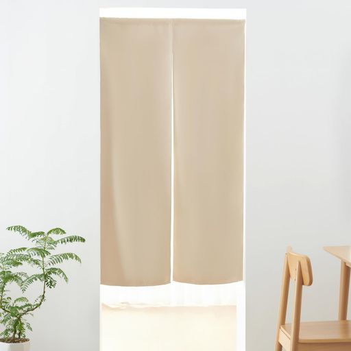 遮光 【商品仕様】※サイズ:幅72cmx丈150cm※素材:ポリエステル100%の生地を採用し、シルクのような柔らかさとマットな質感を実現。優れたドレープ性を持ち、耐久性に優れ、長期間使用可能。※機能:遮光1級/遮熱保温/間仕切り/ウォッシ...