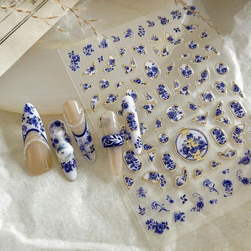 3D立体デザイン:青花風ブルーアンドホワイト模様の中国風ネイルステッカー4枚セット。金銀箔押しと浮き彫り加工で高級感のある仕上がりを実現します 簡単貼るだけ:DIYネイルアートに最適な自己粘着タイプ。特別な道具不要で手の爪に簡単に貼り付けら...