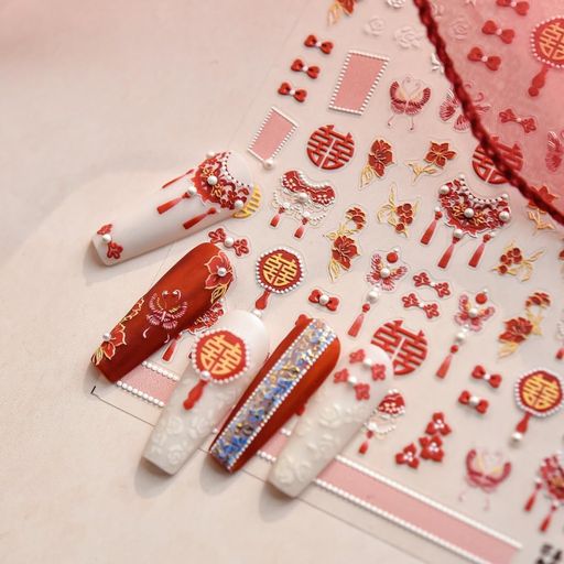 デザイン:中国風の花と蝶結び、双喜柄をモチーフにした優美なネイルシール、パール装飾付きで華やかな仕上がり 5D立体感:立体的なデザインと繊細なディテールで、爪に豪華で魅力的な装飾効果を演出 簡単貼付:自己粘着タイプで誰でも簡単に貼れる、DI...