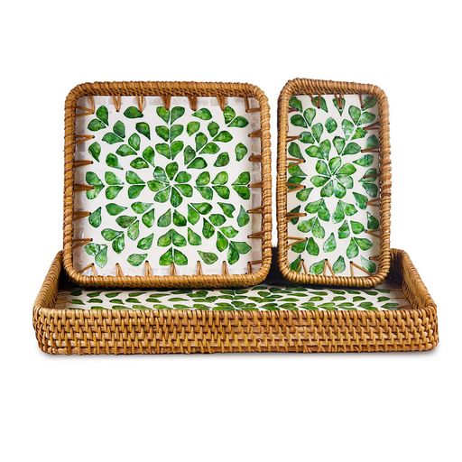 【天然素材と匠の手仕事が生み出す温もり】:自然素材ならではの温もりと質感が特徴です。一つひとつ異なる籐の編み目と、経年変化による味わい深い風合いは、機械生産では出せない味わい深さがあります。北欧風、和モダン、アジアンタッチなど、さまざまなイ...