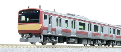 E531系の通常編成とは異なる「赤電」を、10両編成、5両編成でそれぞれ再現!