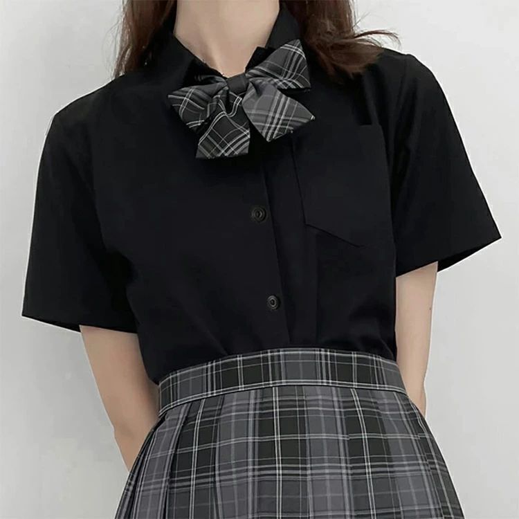メーカー希望小売価格はメーカーカタログに基づいて掲載しています商品詳細情報 ポイントメイン素材: ポリエステル素材構成: 65% 分類外繊維(ポリ), 35% 綿対象:女子用半袖Yシャツカラー:ホワイト、オフホワイト、ブラック、ピンク、ブル...
