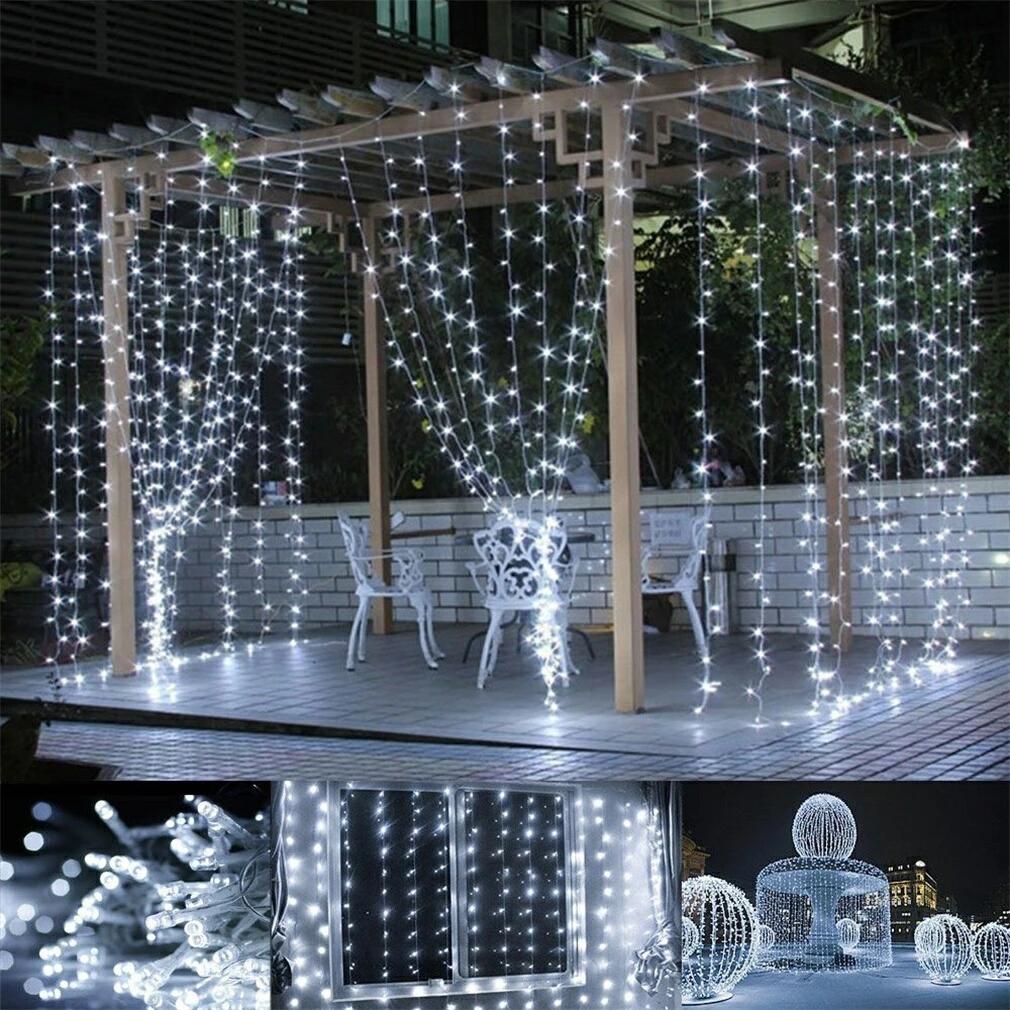 関連キーワード：LEDイルミネーションライト 、 クリスマスライト 、クリスマス 飾り 、 防水 、 屋外対応 、 8つ点灯パターン 、 パーティ 、 イベント、庭飾りライト【商品仕様】 サイズ：幅6m　縦3m 合計600球 電源電圧：AC...