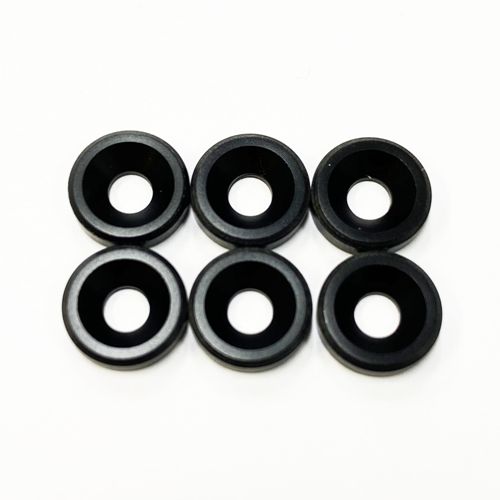 M3サイズのデルリン削り出し皿ワッシャー（ブラック）です。 十分な強度を持ちながらも樹脂製のため、アッパーデッキに傷等がつきにくくしっかりと固定が可能！ M3サイズの皿ビスと組み合わせてご使用ください。 【6枚入り】