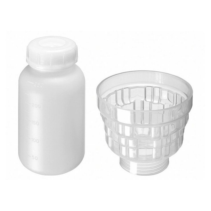 【商品詳細】●材質：ポリプロピレン製●ボトル容量(ml)：250●質量(g)：64●全長(L：mm)：178●全幅(D1：mm)：90●オイルキャッチボトル全幅(D2：mm)：62●ポリプロピレンの採用により、軽量かつ耐油性に優れています。...