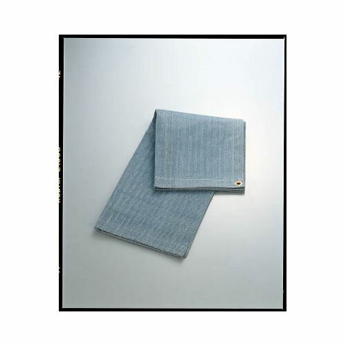 【商品詳細】●ハトメ金具がついてないため、ワークを傷つける原因となりません。●溶接火花受けシート、防火カーテン、養生シート、ダクトカバーとして。●種別:2号●幅(mm):920●長さ(mm):1920●ハトメ数:なし●ハトメピッチ(mm)A...