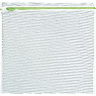 特長●たっぷり入る特大サイズです。●洗濯物の出し入れがしやすい広い開口部です。●衣類を傷めないよう、縫い代はバイアステープでくるんであります。●ファスナーカバーが付いているので、他の洗濯物や洗濯槽の痛みをふせぎます。●丈夫な二度縫い構造です...