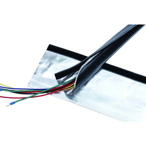 【商品詳細】●電磁波ノイズ対策用の配線結束チューブです。●アルミ箔部分の厚みが0.02mmと厚いため、充分なシールド効果が期待できます。（使用環境により異なります。）●工具不要で簡単に取り付けができるマジックテープタイプで密閉性も良好です。...