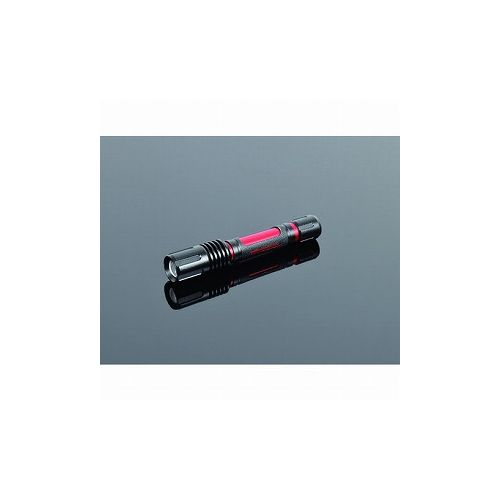 【商品スペック】■特長・単3乾電池式LEDライトです。・ワイドからスポットまで無段階フォーカスとHIGH/LOW切替ができます。■用途■仕様・明るさ(lm)：300・外径(mm)：27・全長(mm)：153・電源(V)：単3アルカリ乾電池×...