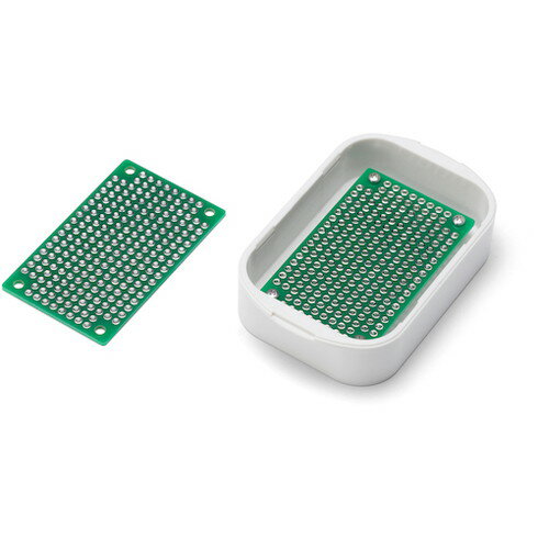 【商品スペック】特長●強度・耐熱・絶縁性に優れたガラスエポキシ製でありながら、低価格な基板です。用途●電子部品、電子工作や試作実験、趣味での一品製作に。仕様●外形寸法(mm)高さ：1.6●外形寸法(mm)幅：90●外形寸法(mm)奥行：12...