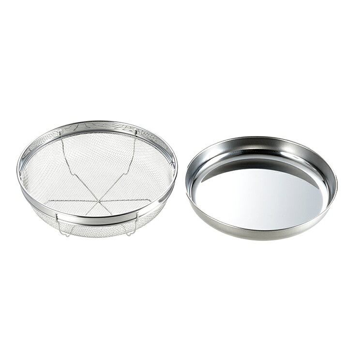 【商品サイズ】ザル/全幅19×高さ5.8cmトレー/全幅16×高さ2.2cm【材質】盆ザル/18-8ステンレストレー/ステンレス【生産国】日本【製品重量】197g【箱サイズ】19×19×6cm【箱入り重量】255g【包装材質】化粧箱【商品説...