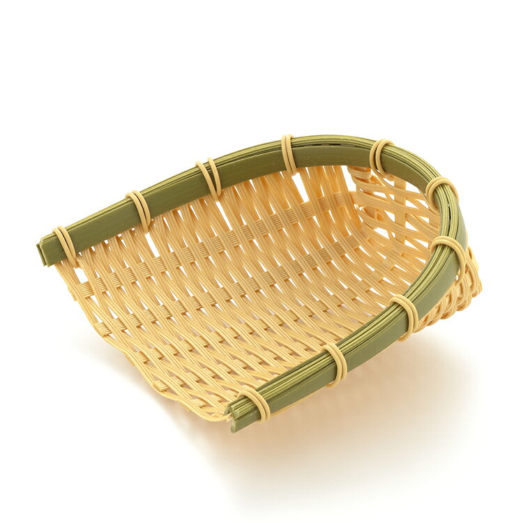 【商品サイズ】全長13×全幅15×高さ5.3cm【材質】本体/ポリプロピレン（耐熱温度90℃）【生産国】中国【製品重量】44g【商品説明】枝豆・トウモロコシ・おにぎり、一人分をザルに粋に盛り付け、居酒屋気分が味わえます。【送料について】北海...