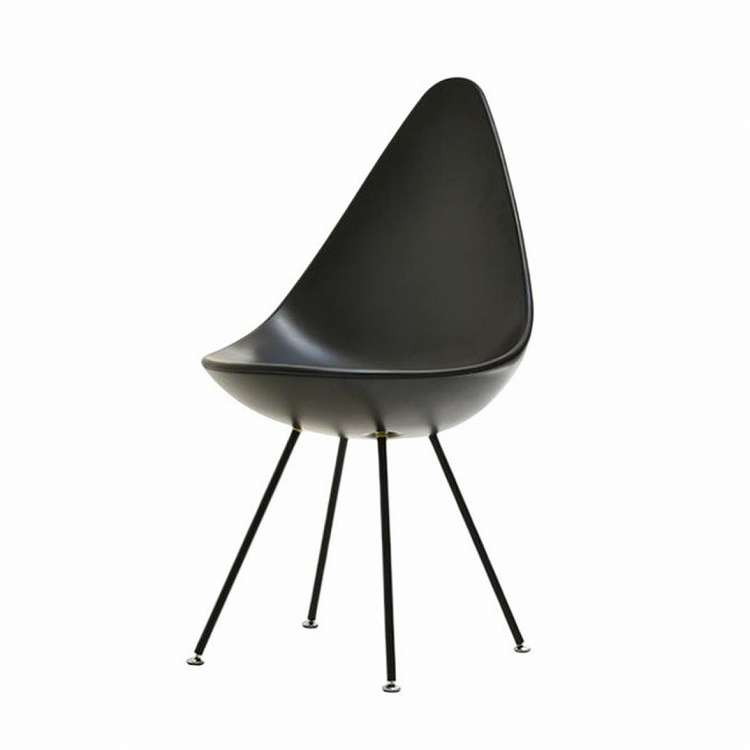 【商品説明】、丸みを帯びた雫のようなフォルムでまるでオブジェのような独特の存在感を醸し出しているチェア。ハの字の脚部で安定性も良くスタイリッシュなデザイン。ぽってりとした愛らしいフォルムに癒されます。生産国:中国素材・材質:本体:ABS樹脂...