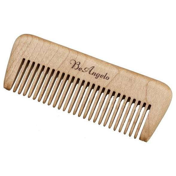 【商品説明】ホホバオイルの主成分はワックスエステルです。ワックスエステルは人の皮脂を構成する成分のひとつで肌や髪になじみやすく、髪のうるおいを保つ役割をはたします。またオーガニックのホホバオイルはべたつきが少なく保湿性が高いので、スキンケア...