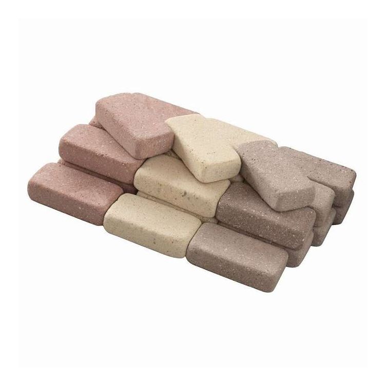 【商品説明】敷きタイプの小さなレンガです。一般的なレンガの8分の1程度のミニタイプ。ベランダや箱庭ガーデン、小さな花壇などで扱いやすいサイズです。やや丸み帯びた優しいフォルムは、おもちゃのように手軽に並べられ、植物の鉢隠しや花台、インテリア...