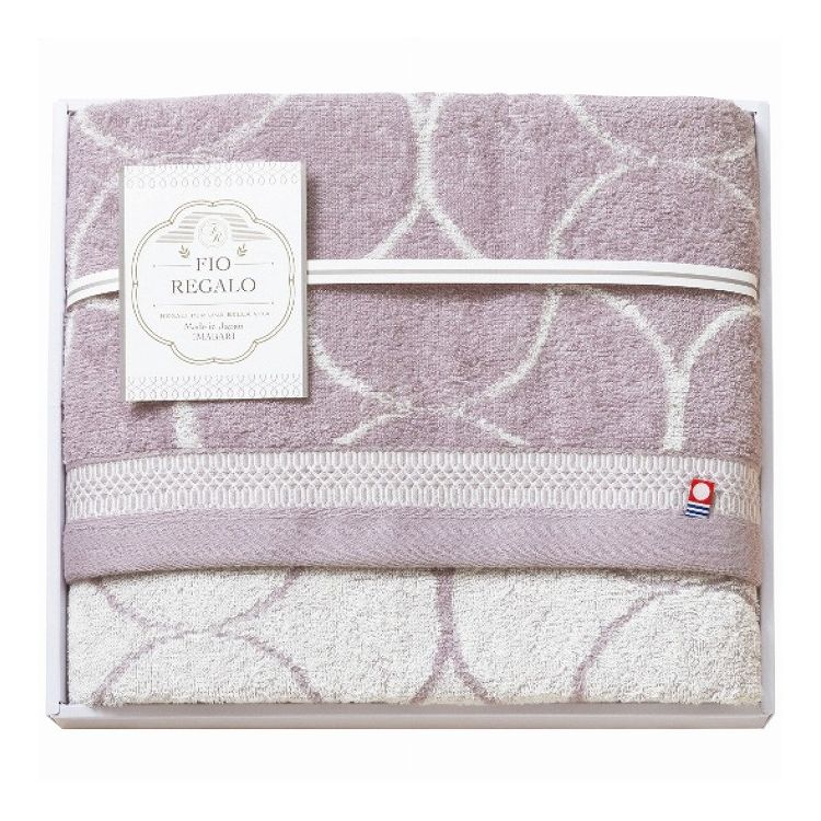 落ち着いた色合いでモダンなデザインのタオルです。タオルの名産地・今治で織り上げたタオルは使いはじめから吸水性が良くふんわりした風合いが長続きします。【商品区分】雑貨【商品内容】60×110cmバスタオル1枚・綿100％・［日本製］【メーカー...