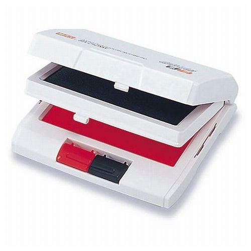 【商品説明】1台2役の省スペースタイプ。【商品詳細】●外寸:H28×W115×D105(mm)●盤面寸法:W93×D54(mm)●質量:128g●1梱包入数:50(10×5)●再生材使用率100%●補充インク:SAー30クロカミバコ、SAー...