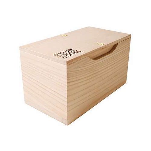 【商品詳細】軽くて丈夫な天然の桐材が、熱や湿気からお米を守り美味しさを保ちます。密閉度が高く、使いやすいフラップ扉仕様。お米以外の、パスタ、乾麺、調味料などの収納庫としても便利です。スパイスBOXとしてアウトドアにも。【仕様】素材 : 桐サ...